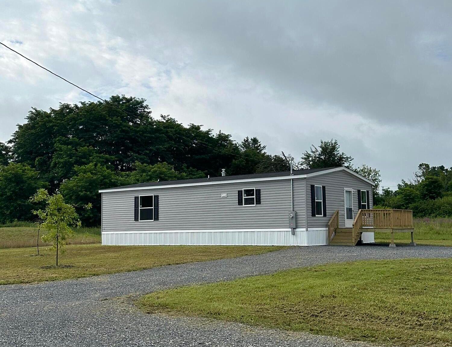 7 Edward Court, Fairfield, ME 04937 | MLS #1580211 | Zillow