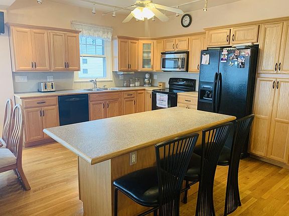 146 Grand View Ave, Winthrop, MA 02152 | Zillow