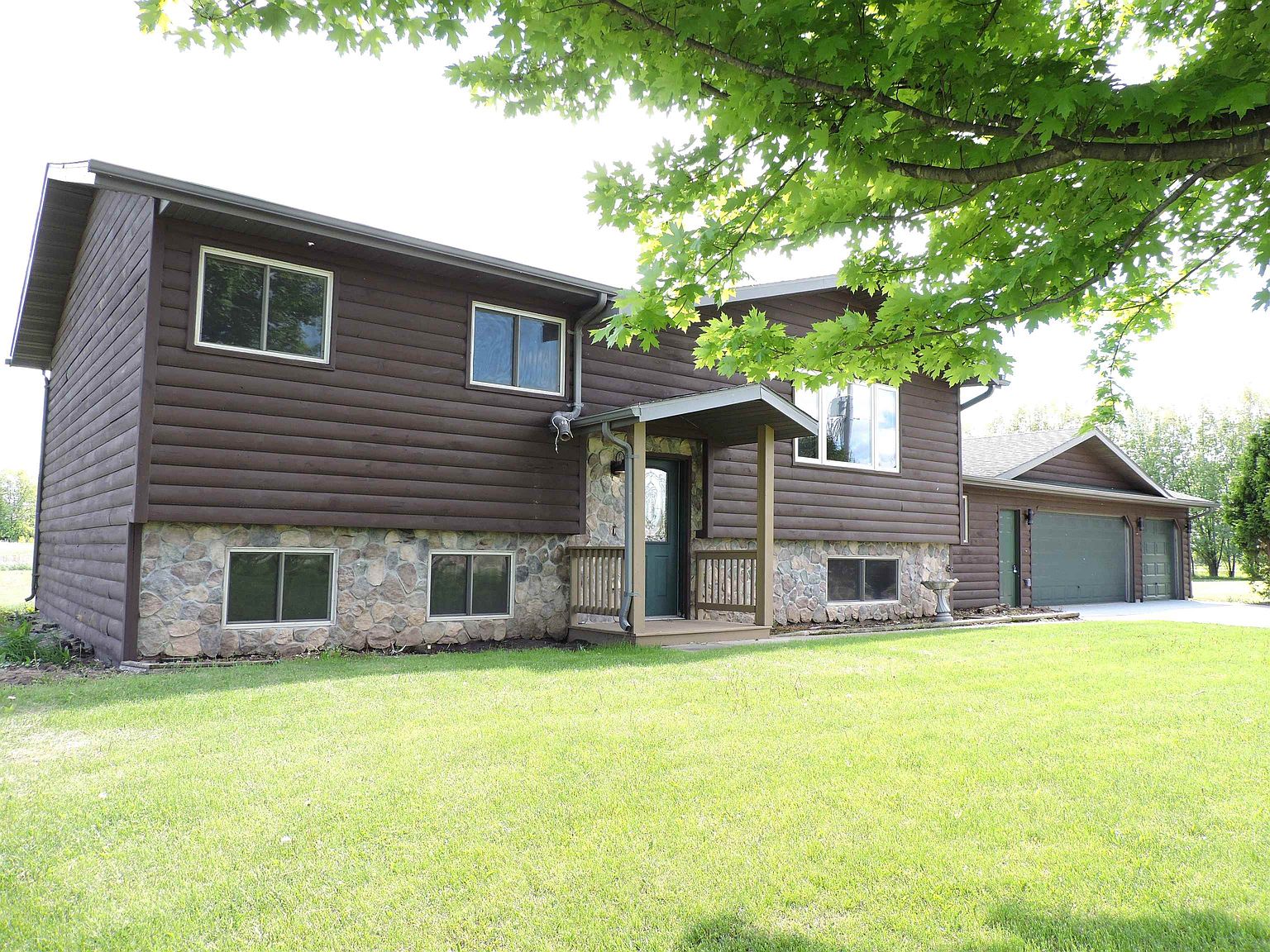 W281 Borth Ln, Berlin, WI 54923 | Zillow