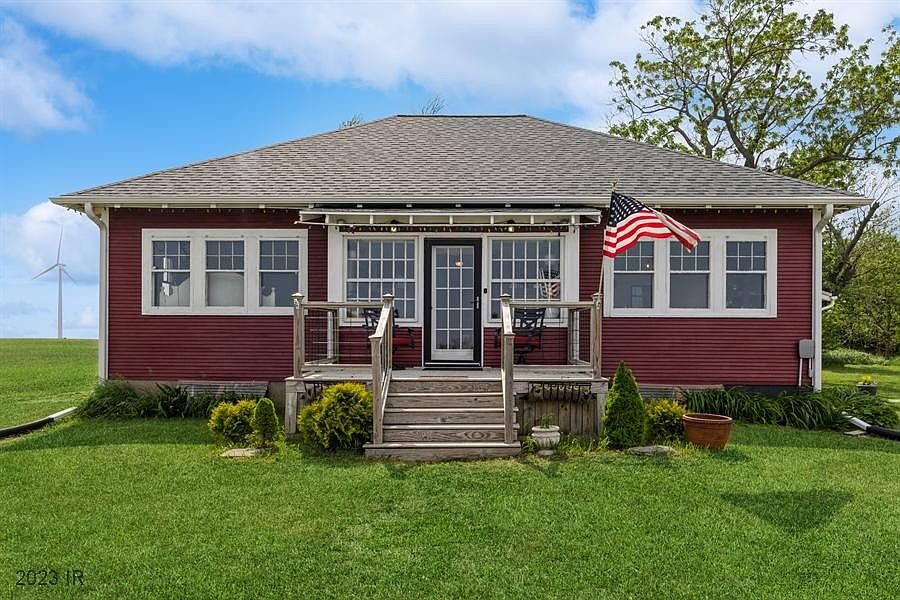 29393 County Highway S27, Radcliffe, IA 50230 | Zillow