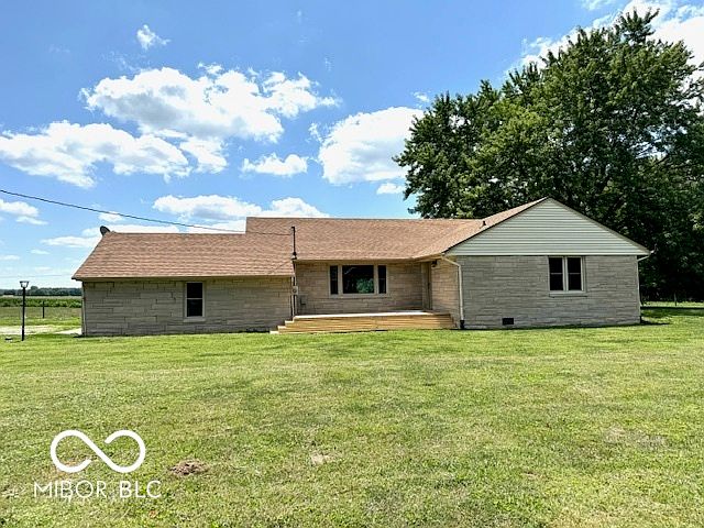 495 Gordon Rd, Monrovia, IN 46157 | Zillow
