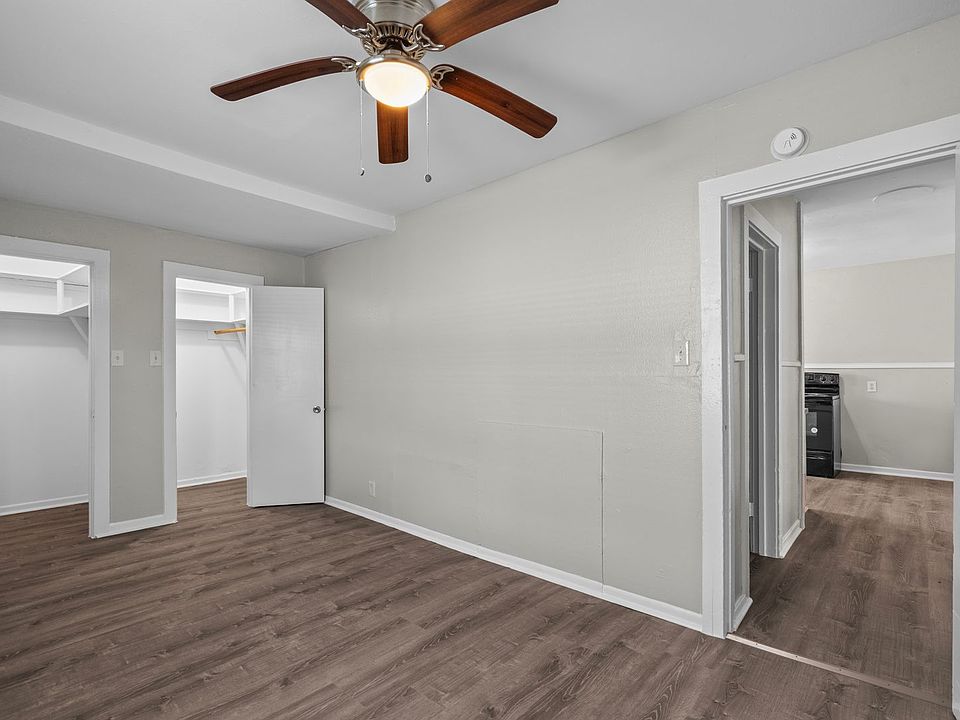 915 4th Ave N, Texas City, TX 77590 | Zillow