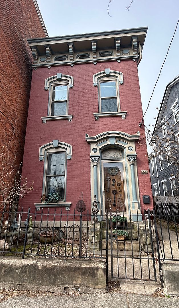 833 Main St, Covington, KY 41011 | Zillow