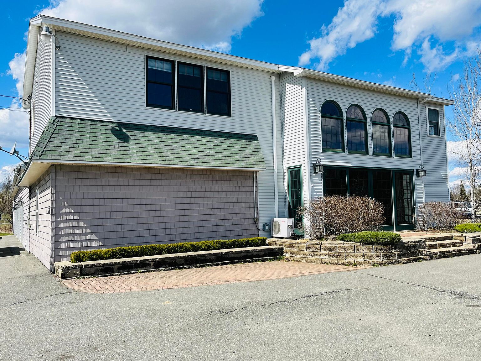 2957 Broadway, Glenburn, ME 04401 | Zillow