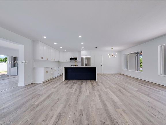 6250 SW 62nd Pl, South Miami, FL 33143 | Zillow