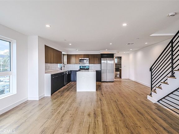 6222 Banner Ave, Los Angeles, CA 90038 | Zillow