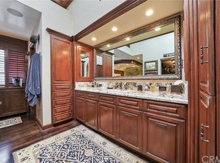 3 Harbor Is, Newport Beach, CA 92660 | Zillow