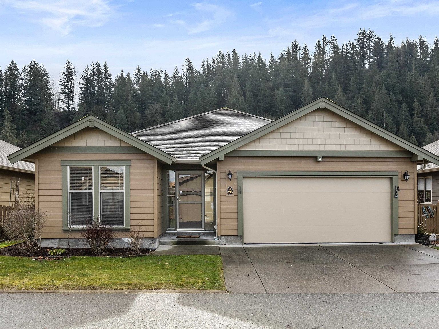 46000 Thomas Rd #28, Chilliwack, BC V2R 5W6 | Zillow