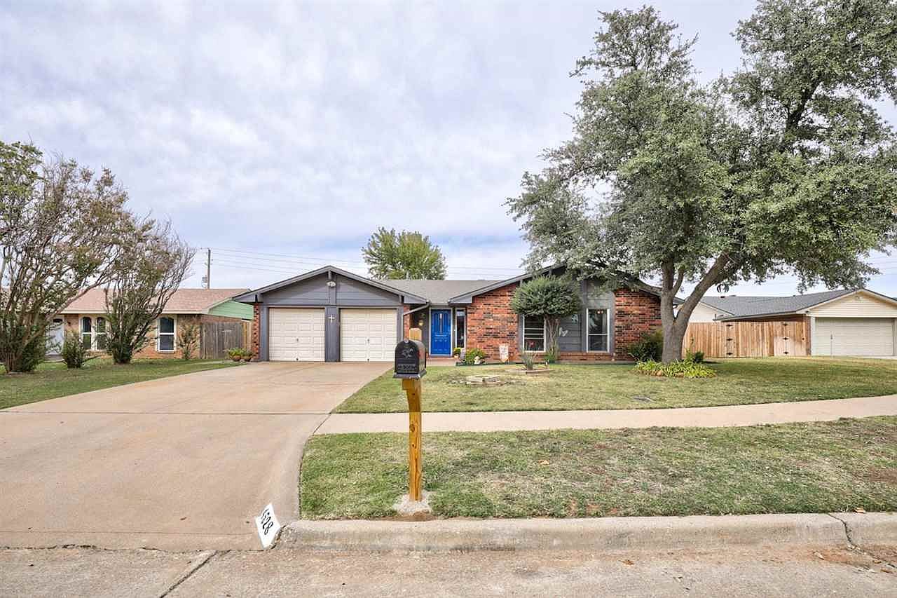 4528 NE Highlander Cir, Lawton, OK 73507 | Zillow