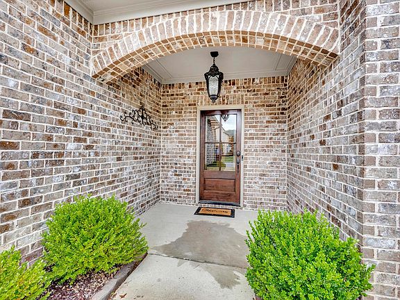 340 Strathaven Cir, Pelham, AL 35124 | Zillow