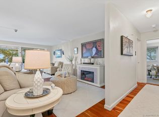 100 York St #5, New Haven, CT 06511 | MLS #24054299 | Zillow