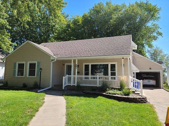 661 1st St SE, Hartley, IA 51346 | Zillow