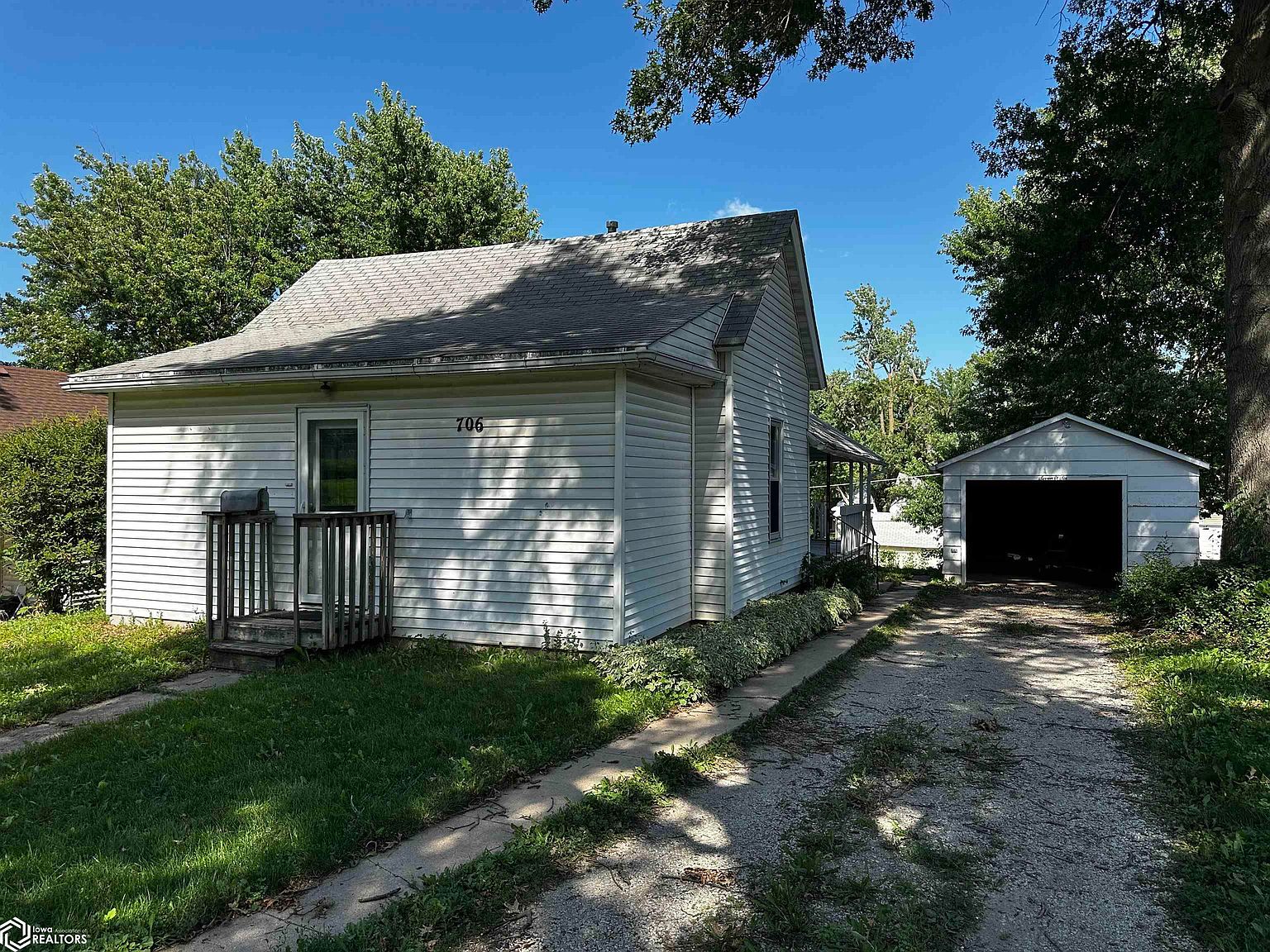 706 Hazel St, Atlantic, IA 50022 | Zillow