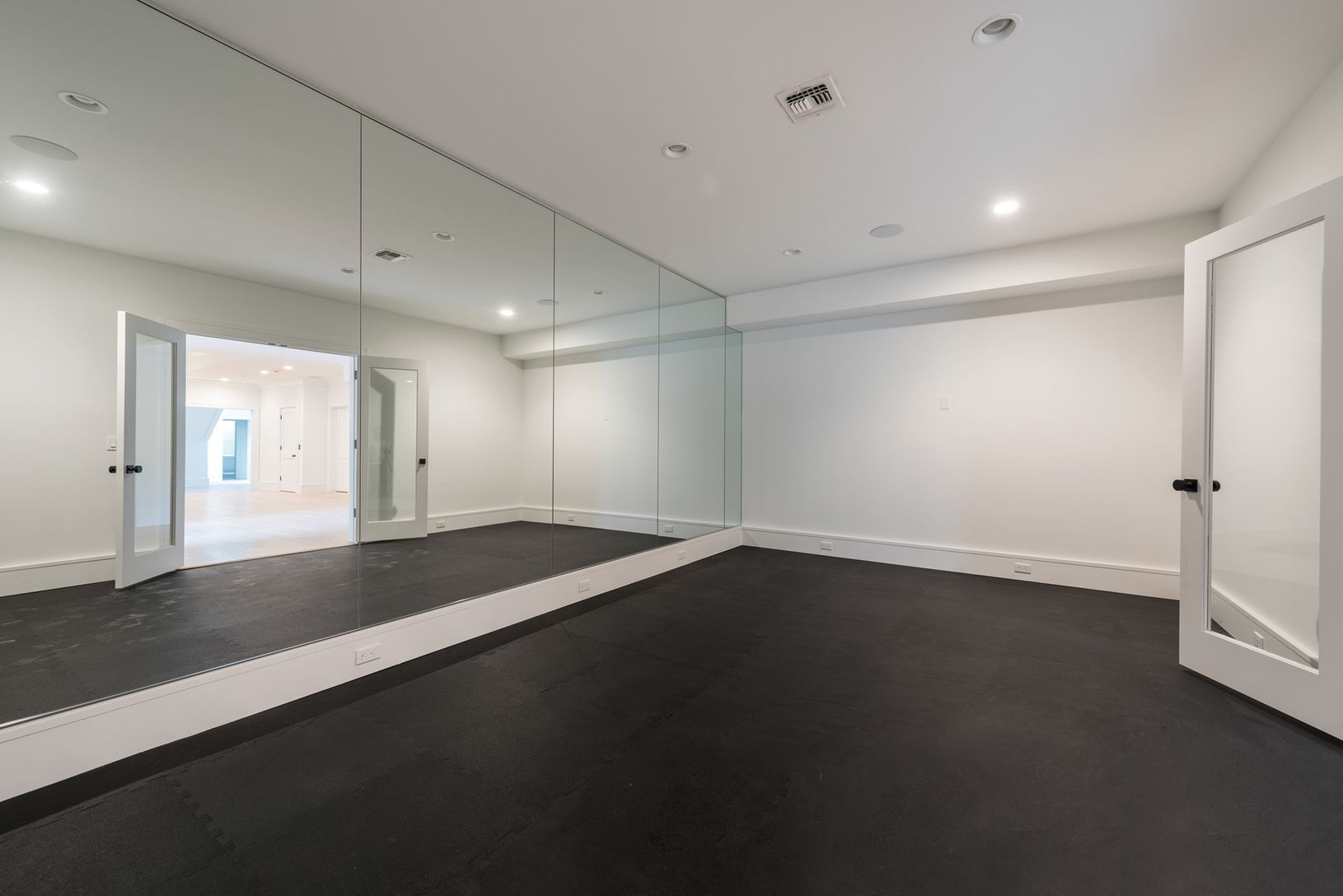 673 Sagaponack Rd, Sagaponack, NY 11962 | Out East