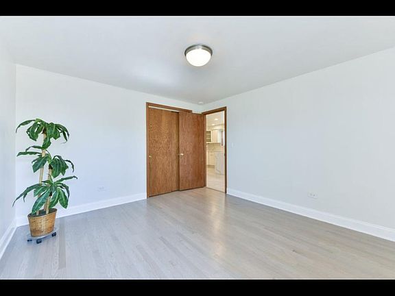 4605 N Sayre Ave #A1, Harwood Heights, IL 60706 | Zillow