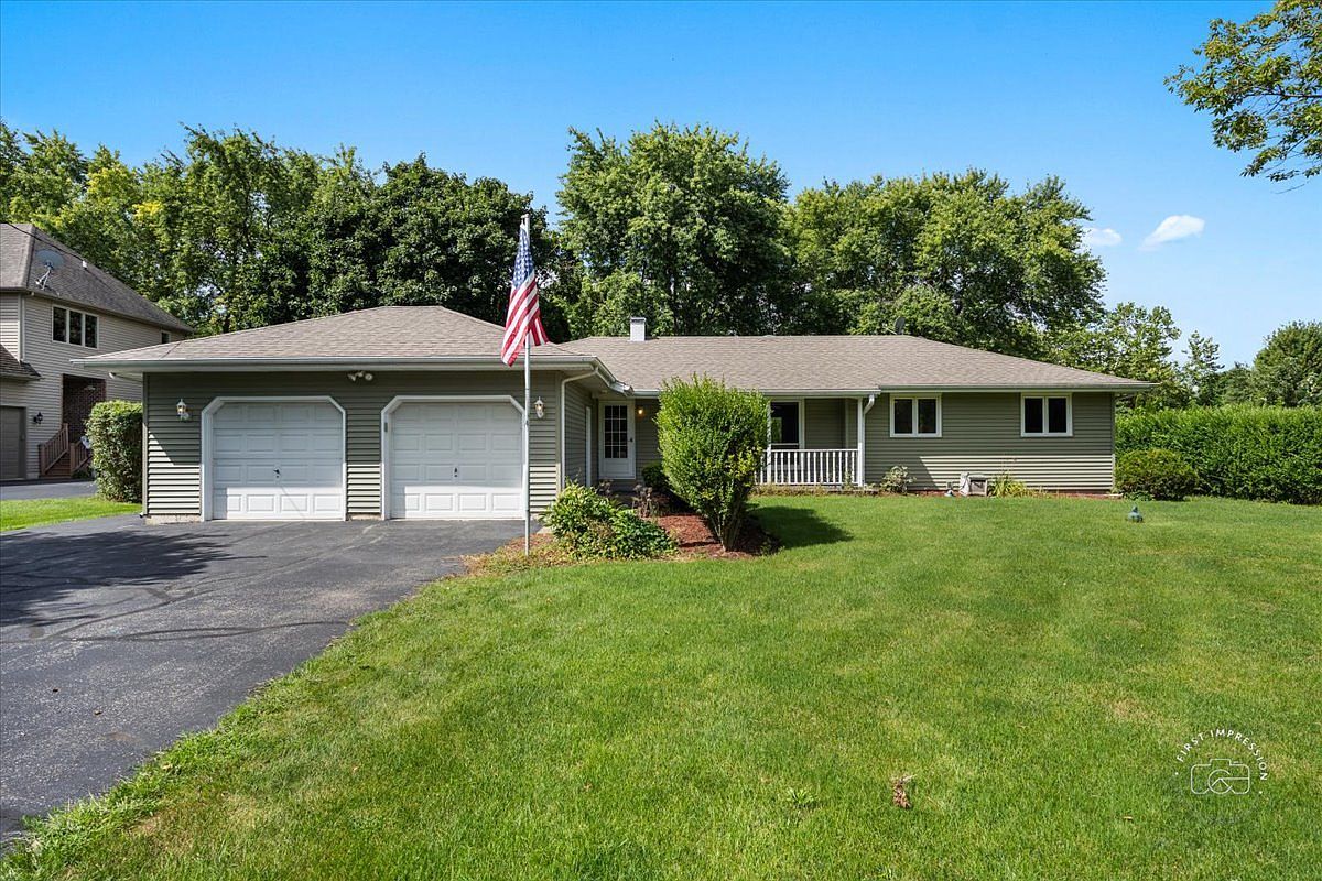 05N408 Old Lafox Rd, Saint Charles, IL 60175 | Zillow