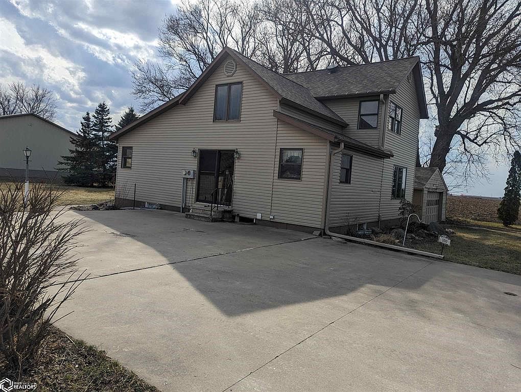 100 1st St, Bode, IA 50519 | Zillow