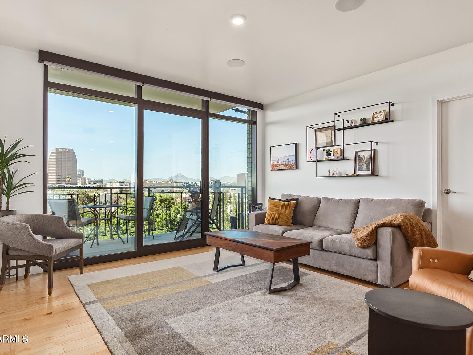 200 W Portland St #620, Phoenix, AZ 85003 | Zillow