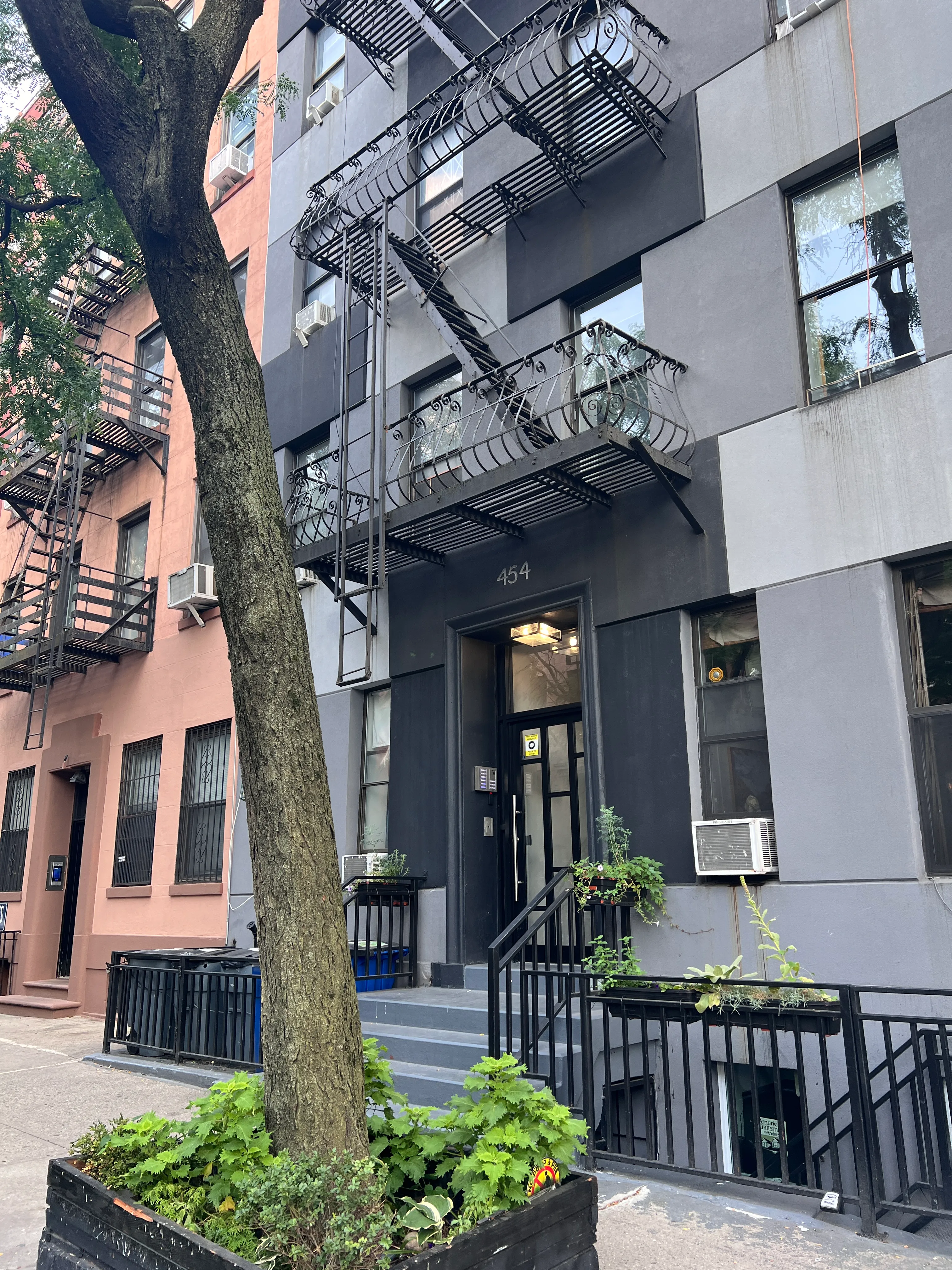 454 West 47th Street #2W in Hell's Kitchen, Manhattan | StreetEasy