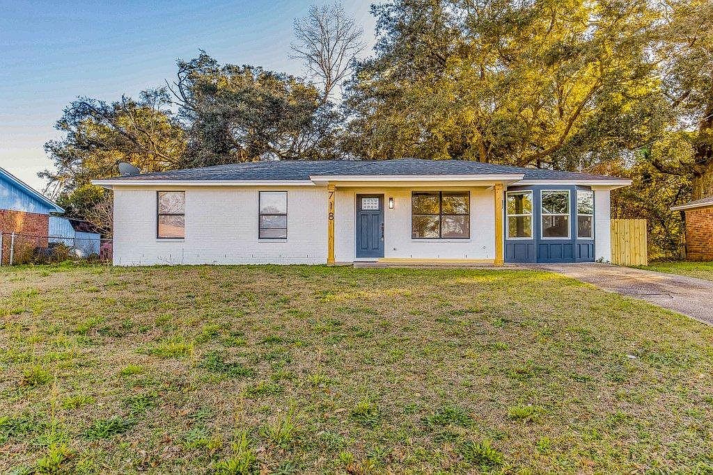 718 Deedra Ave, Pensacola, FL 32514 | Zillow