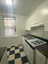 41 Kew Garden Road #3A in Kew Gardens, Queens | StreetEasy