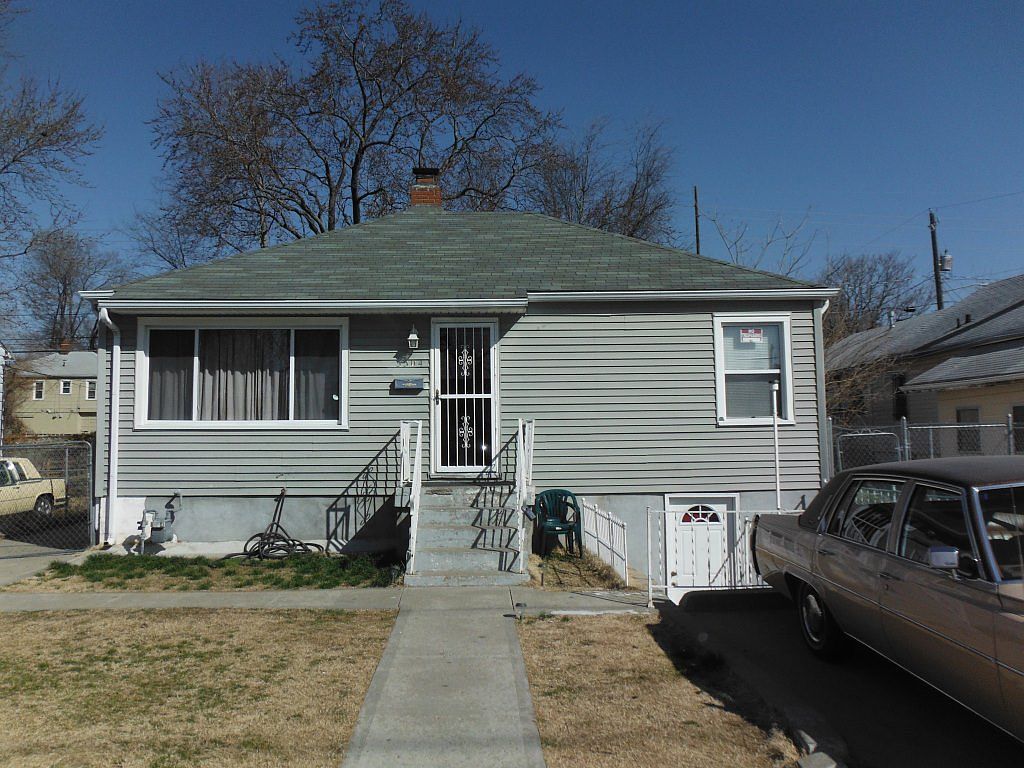3304 Delavan Ave, Kansas City, KS 66104 | Zillow