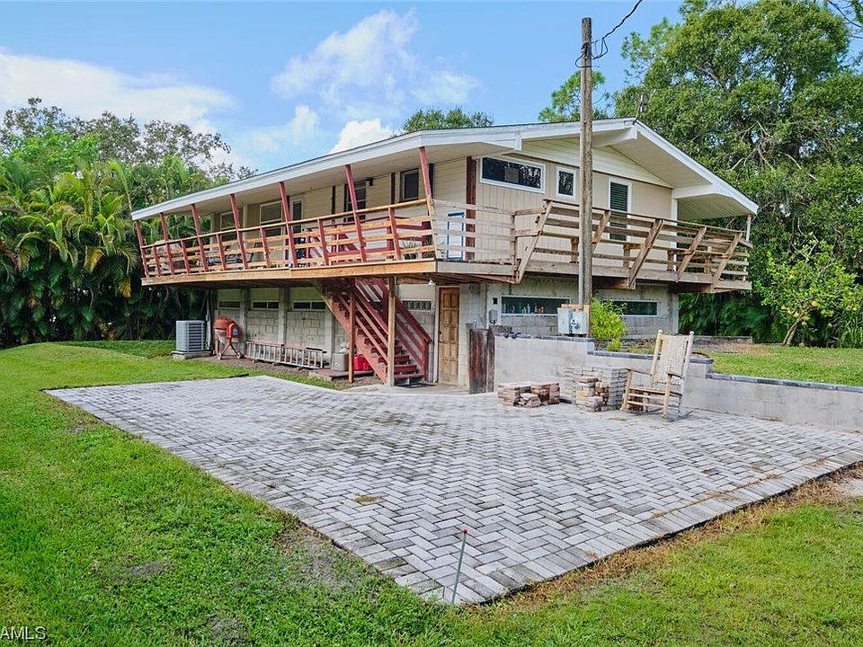 8340 Penzance Blvd, Fort Myers, FL 33912 | MLS #223063257 | Zillow