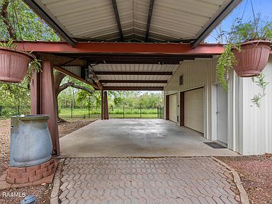 241 Prairie Ronde Hwy, Opelousas, LA 70570 | Zillow