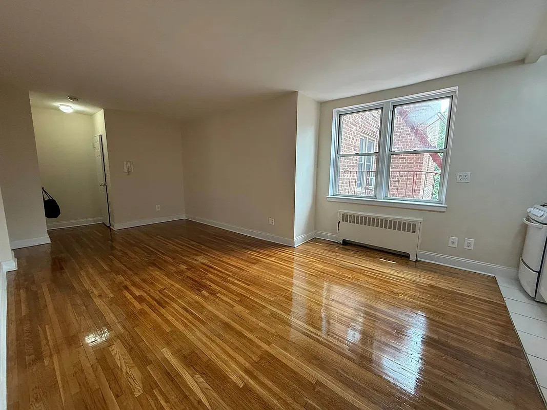 144-28 Barclay Avenue #C3 in Murray Hill, Queens | StreetEasy
