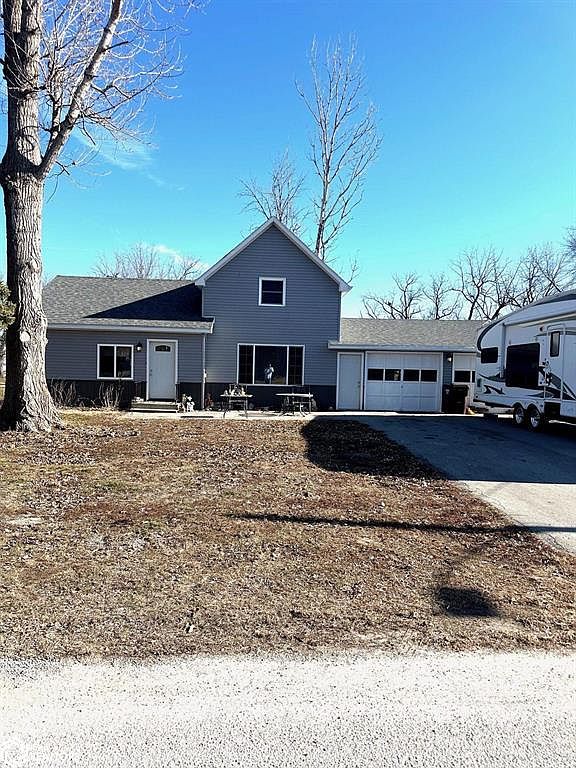 504 State St, Liscomb, IA 50148 | Zillow