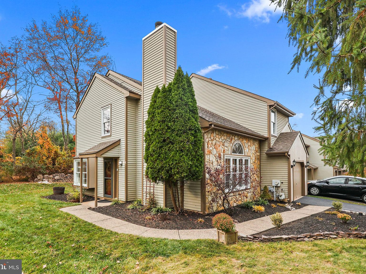 31 Laurel Cir, Newtown, PA 18940 | Zillow