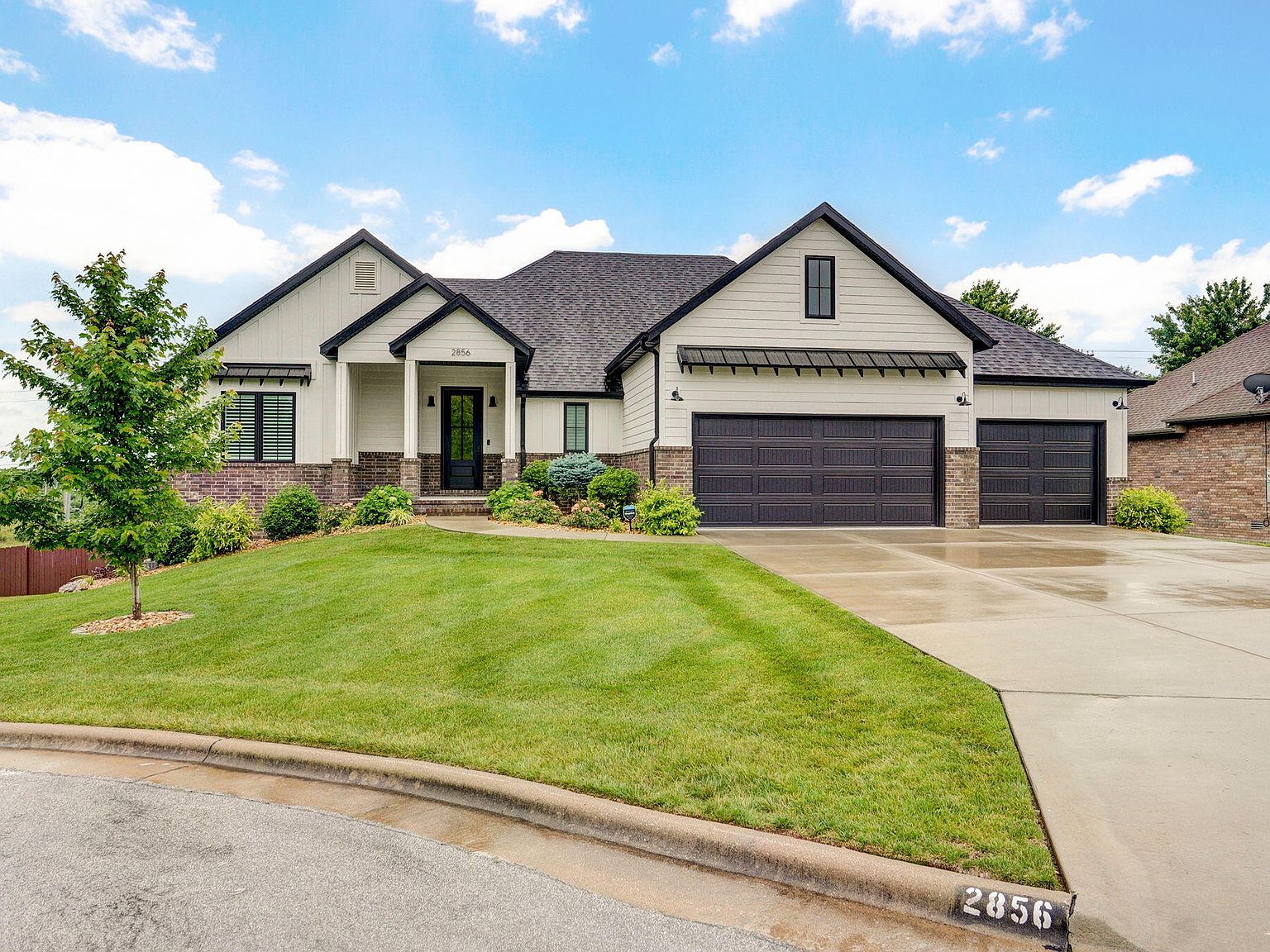 2856 E Tara Court, Springfield, MO 65804 | Zillow