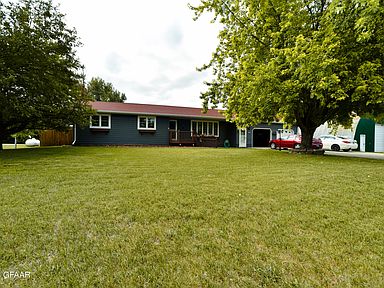 235 N Cavalier St, Pembina, ND 58271 | Zillow