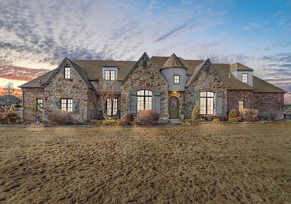 12302 Longhorn Cir, Glenpool, OK 74033 | Zillow