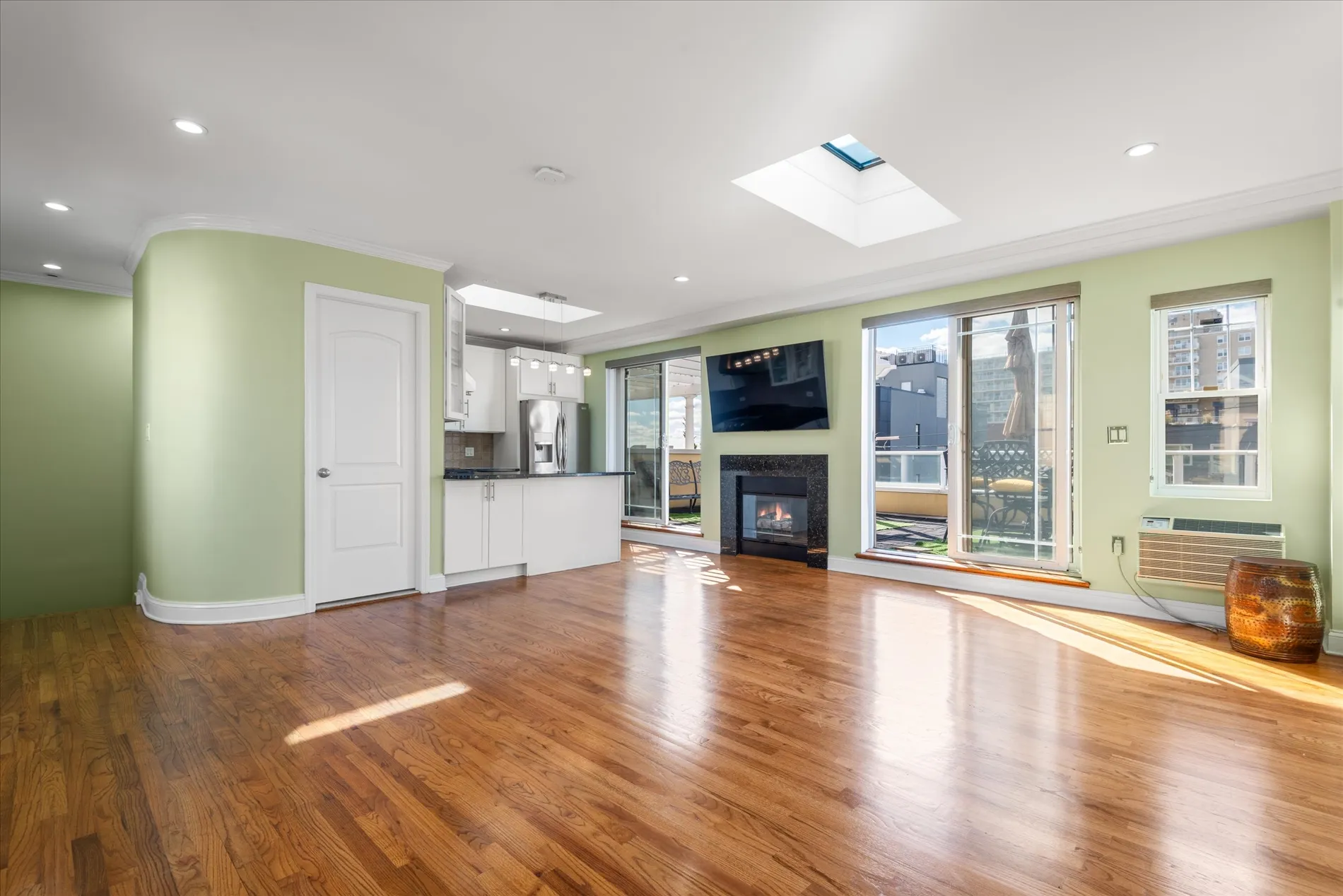188 Beach 101st Street #1C in The Rockaways, Queens | StreetEasy