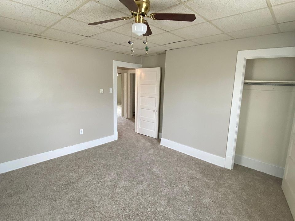 6441 Library Rd South Park PA | Zillow