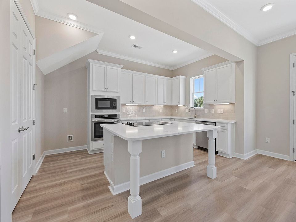 2790 Cook Cir Myrtle Beach SC | Zillow