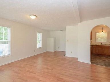 608 Raven Pl, Fayetteville, NC 28314 | Zillow