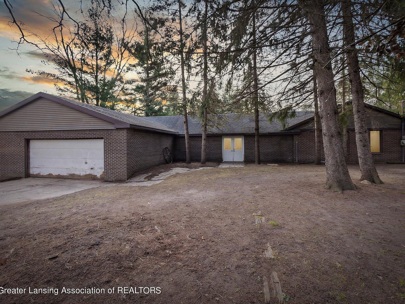 7524 Delta River Dr, Lansing, MI 48906 | MLS #277775 | Zillow