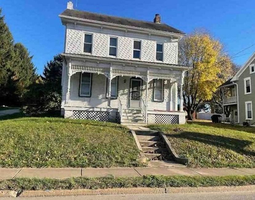 67 S Main St, Yorkana, PA 17406 | Zillow