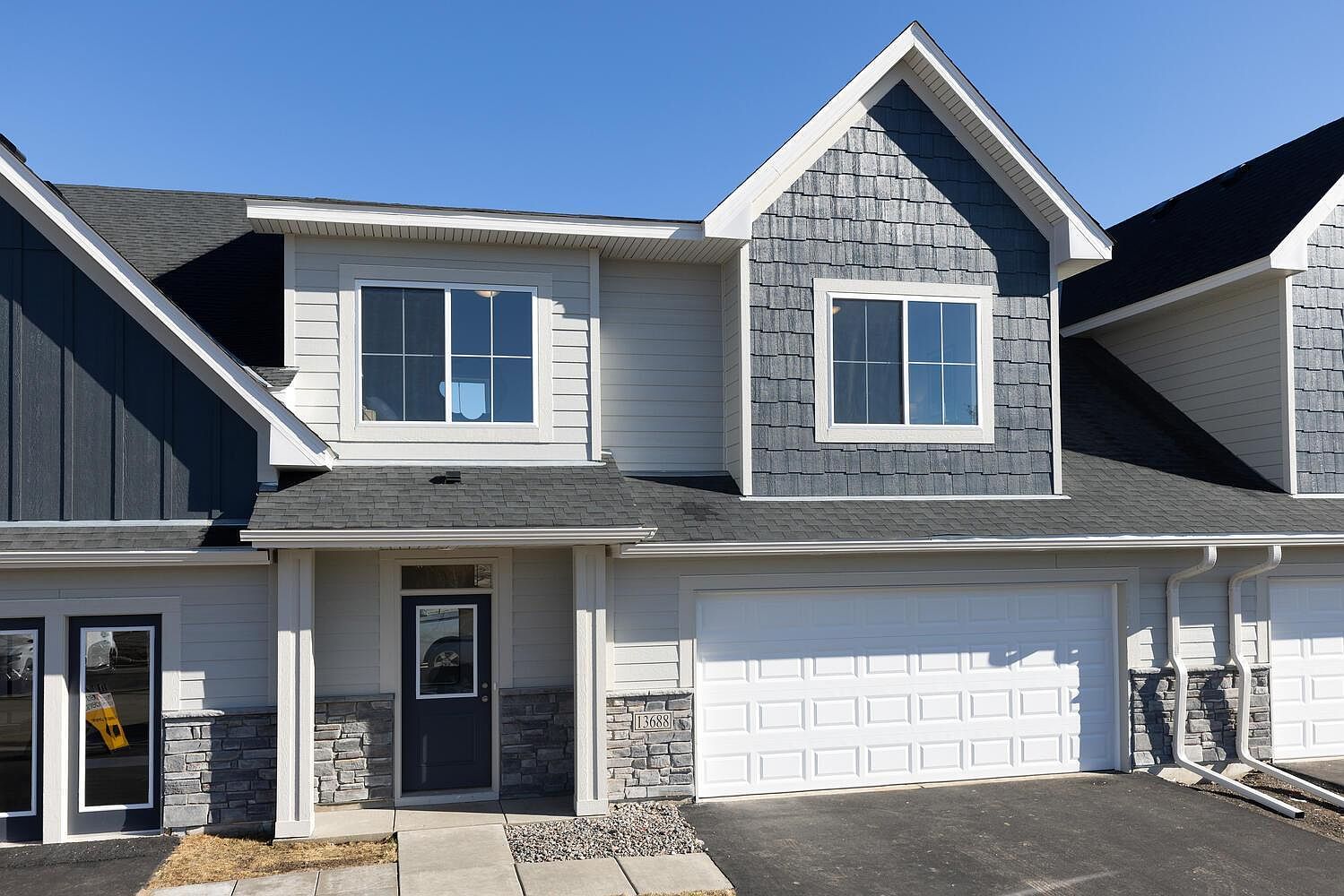 13641 Hollybrook Dr, Apple Valley, MN 55124 | MLS #6536171 | Zillow