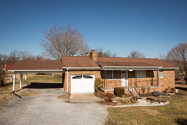 285 Hill Top Cir, Stanley, VA 22851 | Zillow