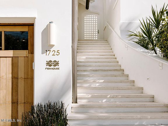 1725 BEACH Avenue, Atlantic Beach, FL 32233 | MLS #2074537 | Zillow