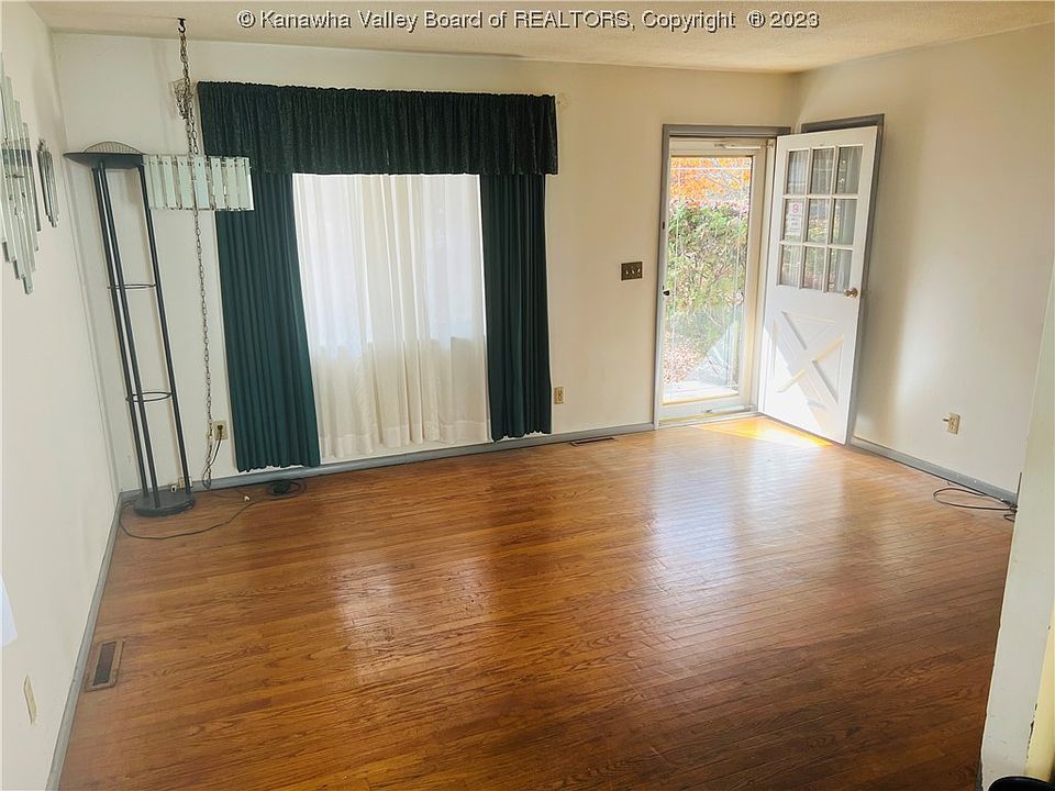 357 Wildwood Ave, Lewisburg, WV 24901 | Zillow