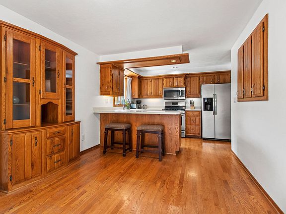 3145 N Morrison St, Appleton, WI 54911 | MLS #50280155 | Zillow