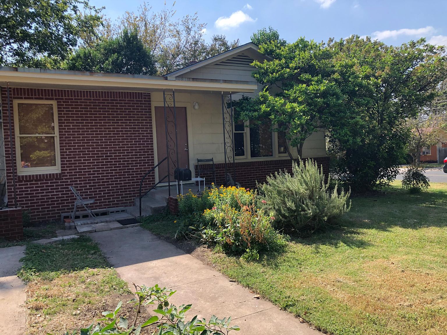 1315 Harriet Ct, Austin, TX 78756 | Zillow