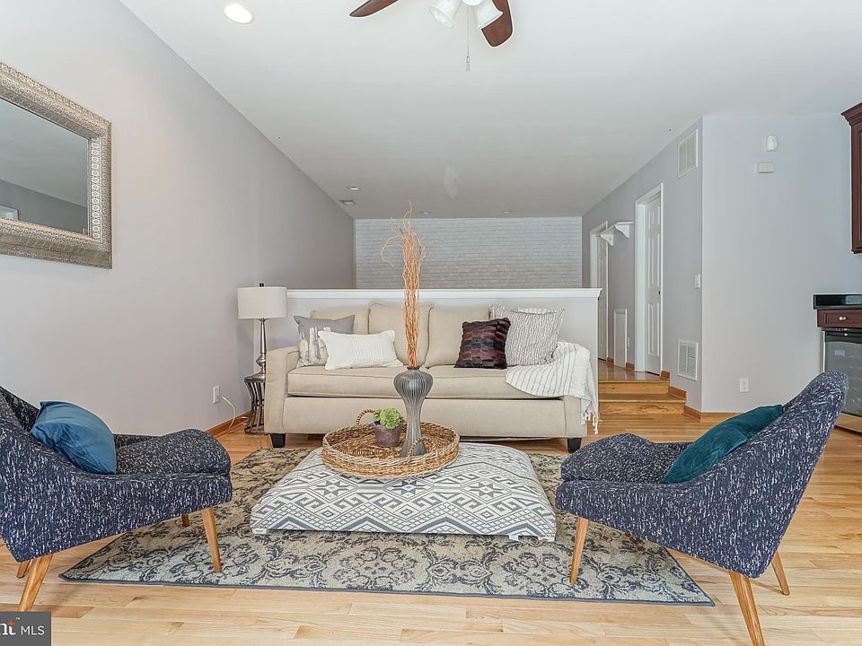 212-24 S 24th St #2419, Philadelphia, PA 19103 | Zillow