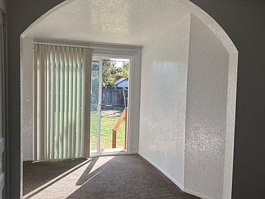 917 J St APT B, Reedley, CA 93654 | Zillow