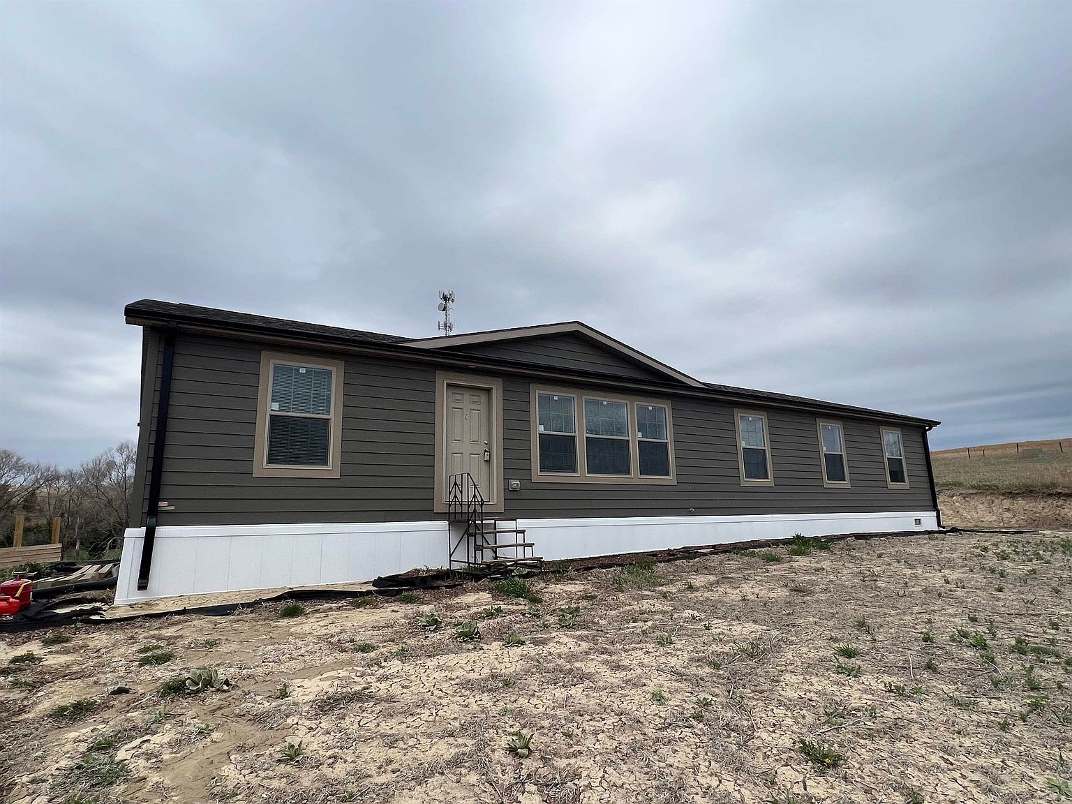 305 W 9th St, Curtis, NE 69025 | MLS #25505 | Zillow