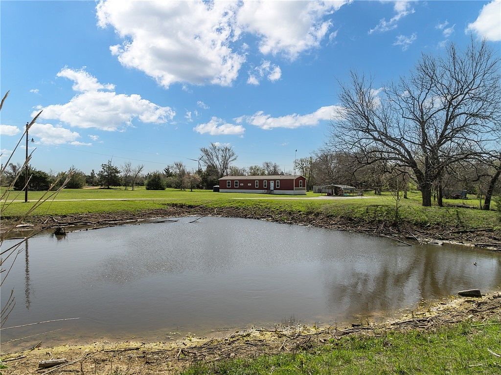 489 County Road 110, Mount Calm, TX 76673 | Zillow